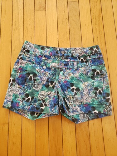 Lovesick Hot Topic Skull High Waist Shorts Multicolor Skulls Roses Size ...