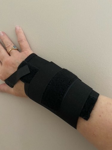AOA Right Wrist Carpal Tunnel Splint- Black - Small | eBay