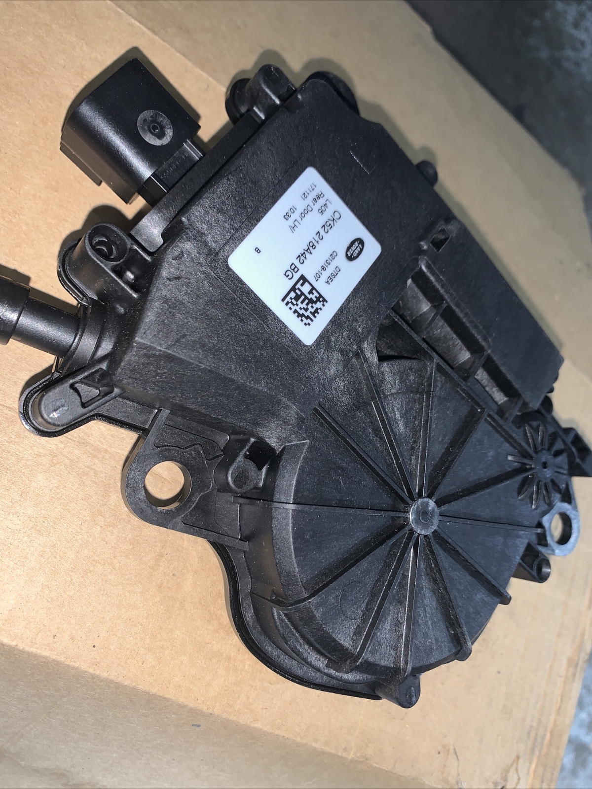 Genuine Land-Rover Lock Actuator LR108981 | eBay