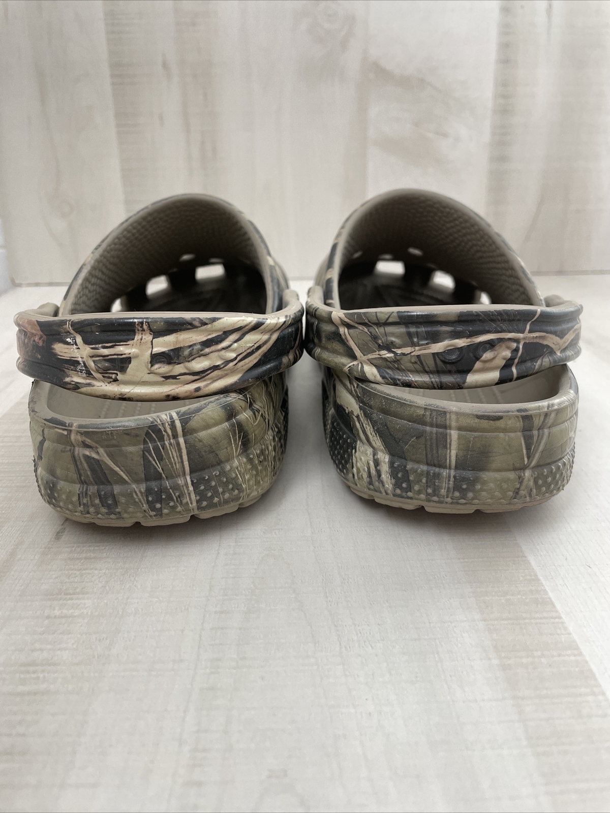 Crocs Men's Classic Clogs Realtree Camo Khaki 12132 S… - Gem