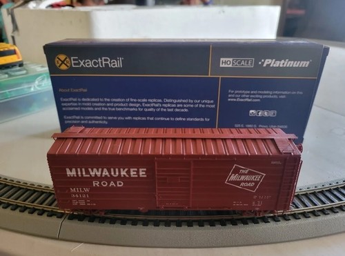 Ho Scale ExactRail Platinum Milwaukee Road Ribside Boxcar multiple car ...