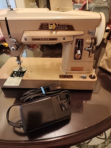 VINTAGE SINGER SEWING MACHINE ROCKETEER MODEL 500A Mid Century Modern ...