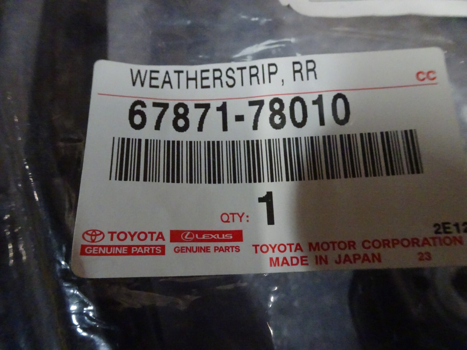 2015-2021 LEXUS NX300 NX200T 67871-78010 OEM WEATHERSTRIP REAR DOOR RH ...