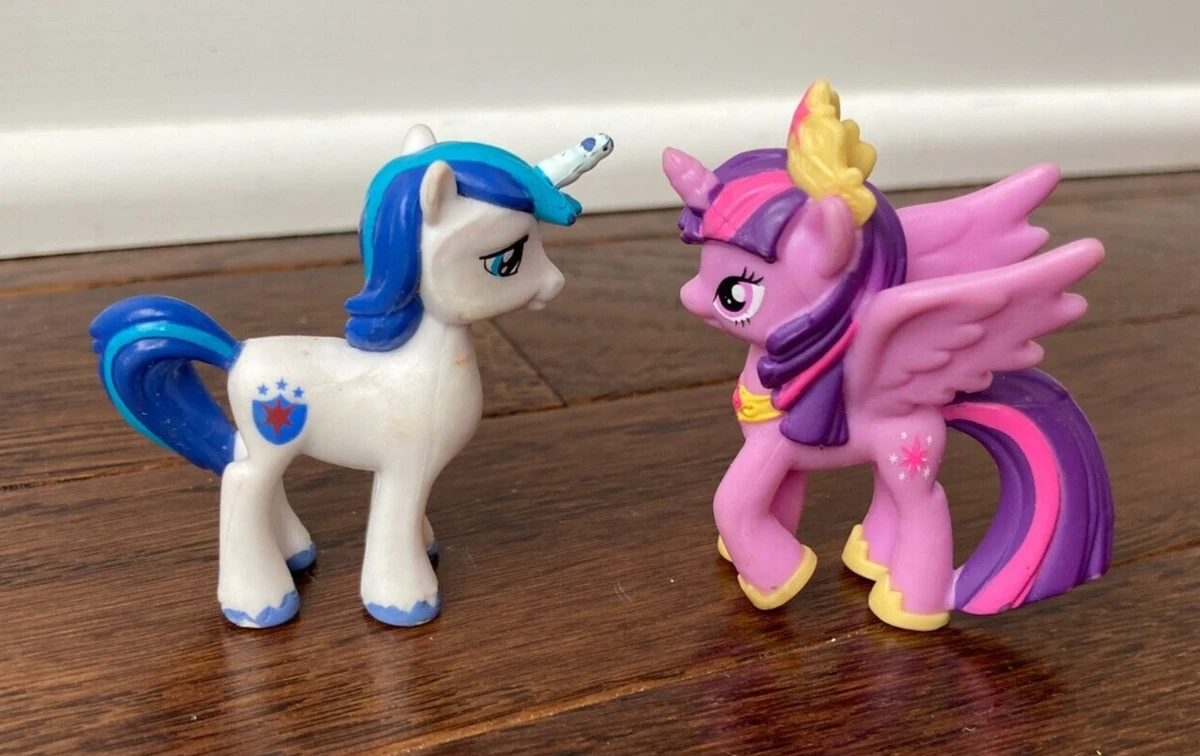 Princess Twilight Sparkle And Shining Armor