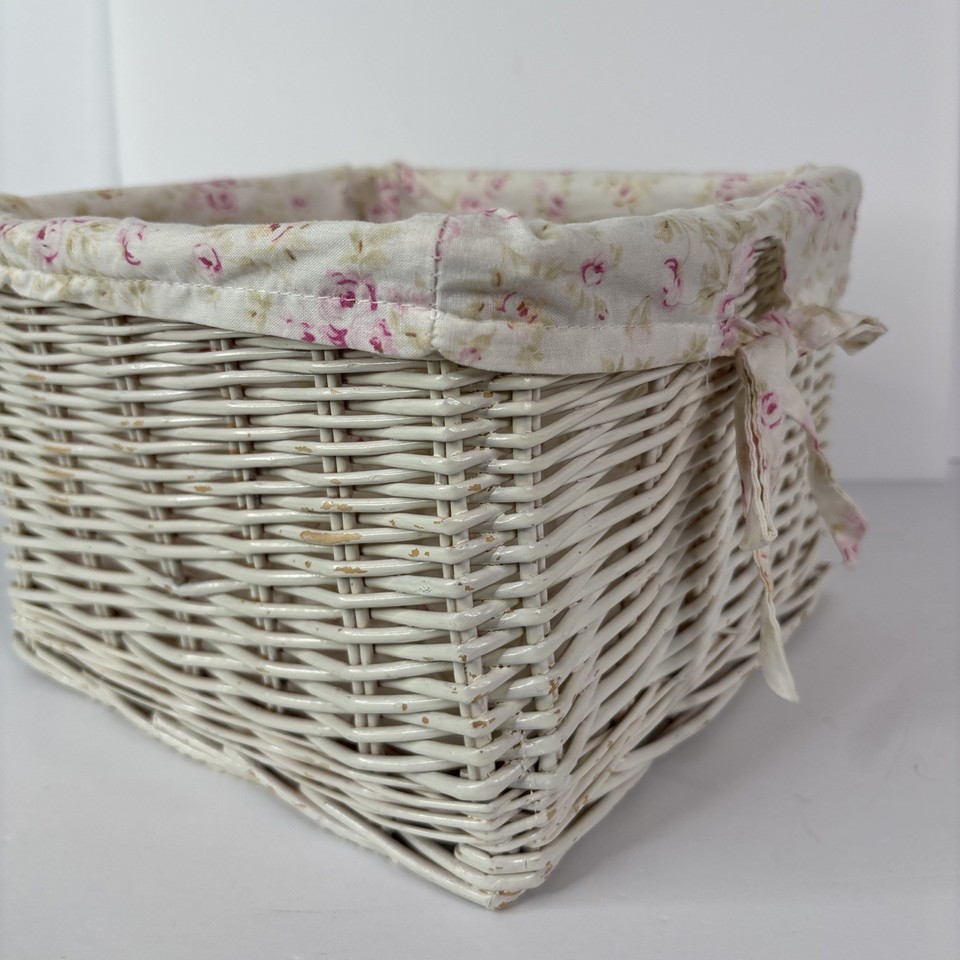 Simply Shabby Chic Med Floral Lined Wicker Storage Basket Rachel Ashwel ...