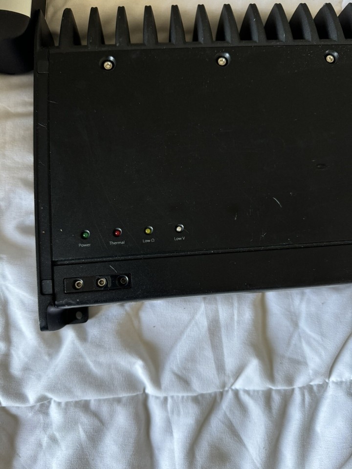JL Audio 1200/1v3 Amp Used Slash 1200/1 V3 Amp Amplifier Ampli Bass ...