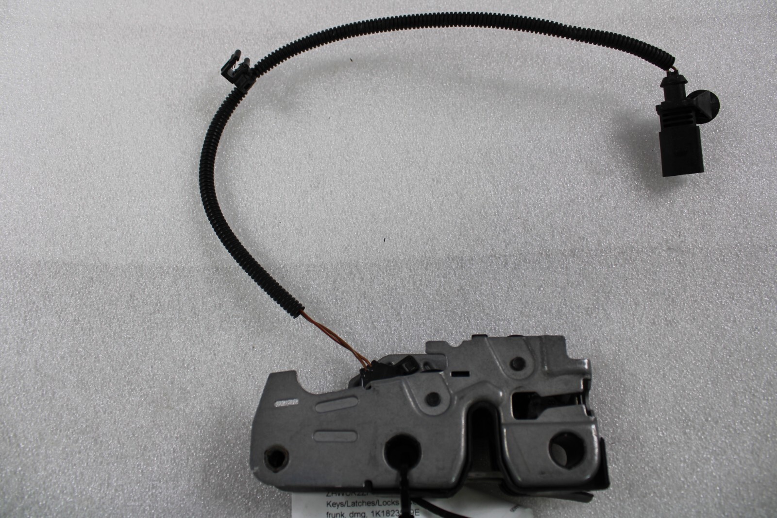 Lamborghini Huracan, Spyder, Hood Latch, Dmg, Used, P/N 1K1823509E | eBay