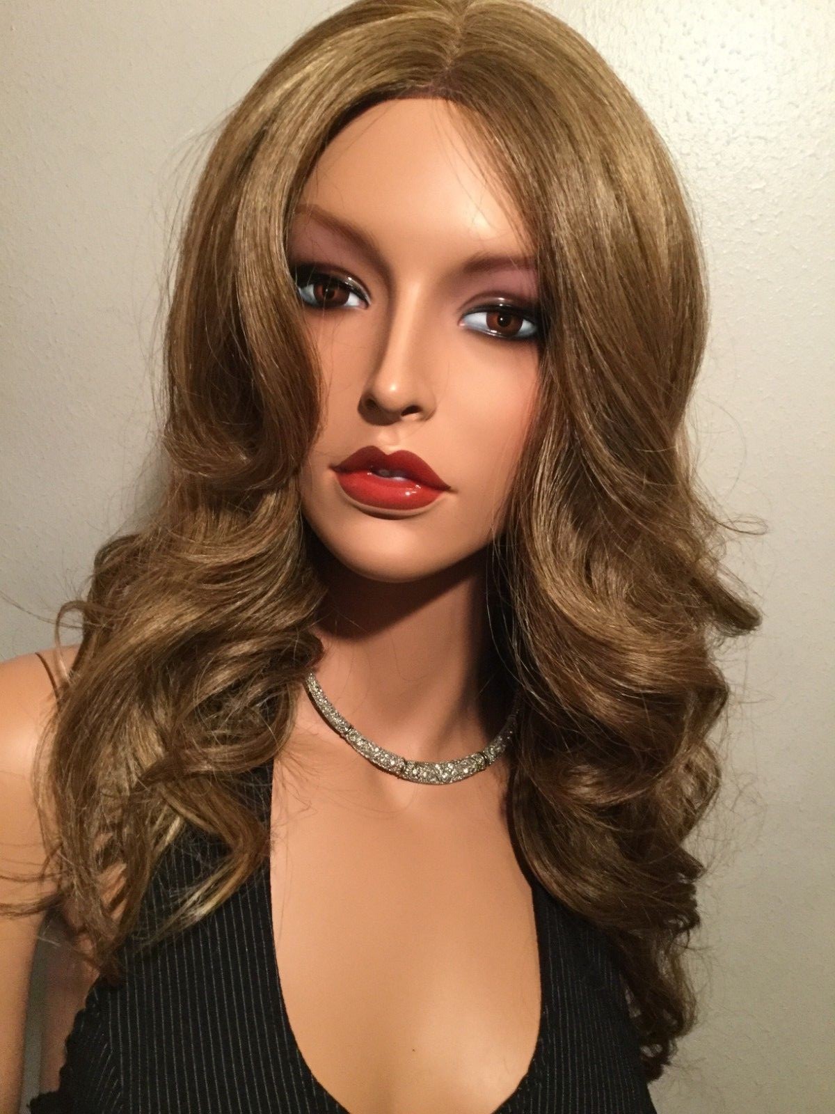 NWT Outre Swiss Long Wavy Lace Front Wig Natural Hair Line | eBay