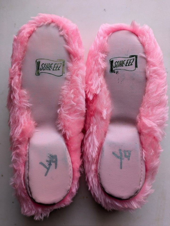 Vintage Sure-eez Hot Pink Fuzzy Slippers Small 7 7.5 | eBay