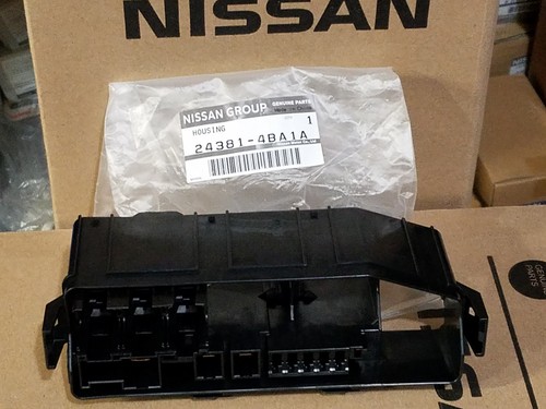 NEW Genuine Nissan Rogue 2014-2018 Fusible Link Holder Fuse Box 24381 ...