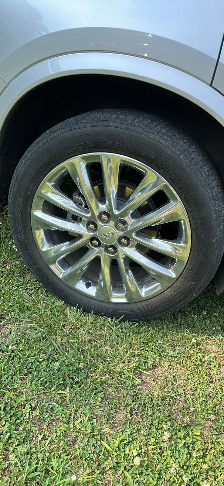 Cadillac XT5 XT6 2020 2021 2021 2023 20" OEM Wheel Rim 22996323. With ...