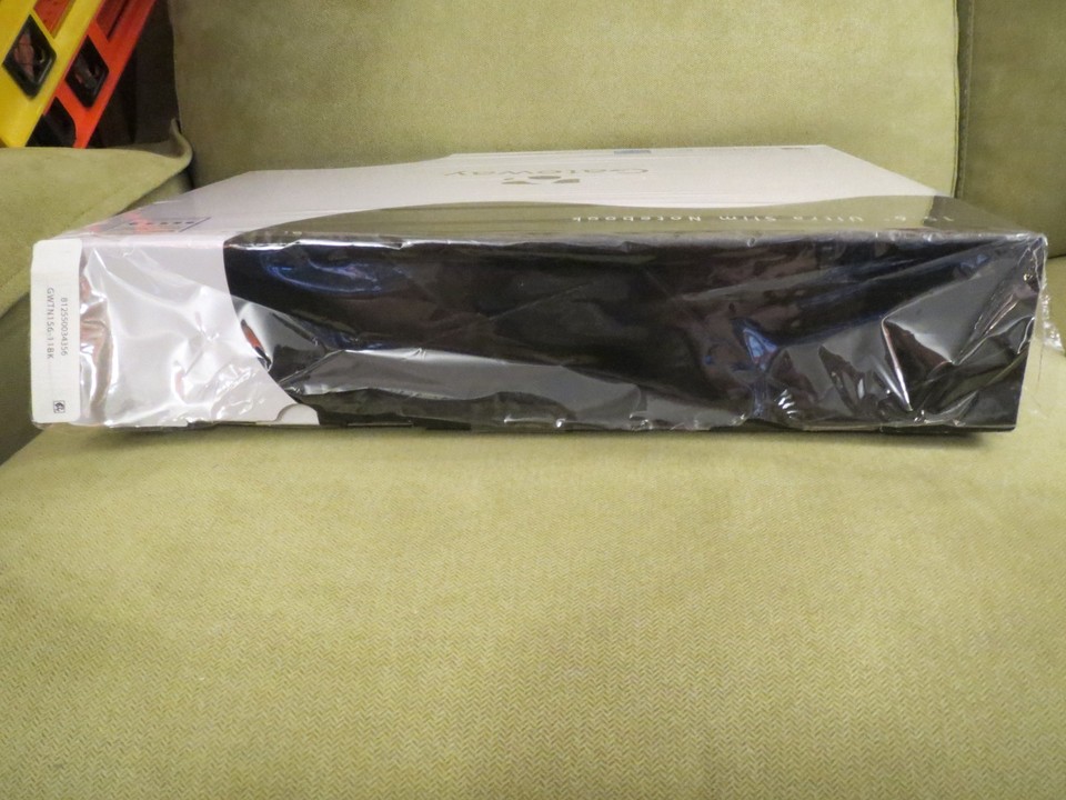Gateway (Cow Theme) 15.6 inch Ultra Slim Notebook GWTN156-BK, EMPTY BOX ...
