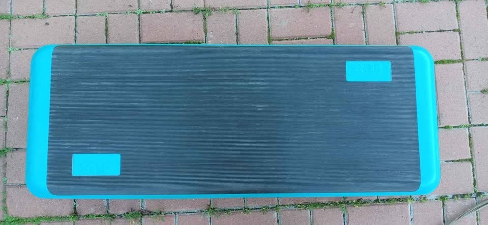 The Step (Made in USA) Original Aerobic Platform And 4 Risers Multi ...