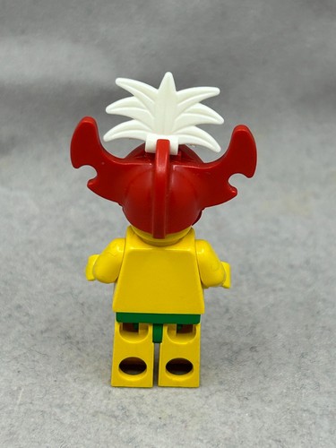 LEGO Pirates King Kahuka Islander Minifigure w/Spear & Shield pi068 ...