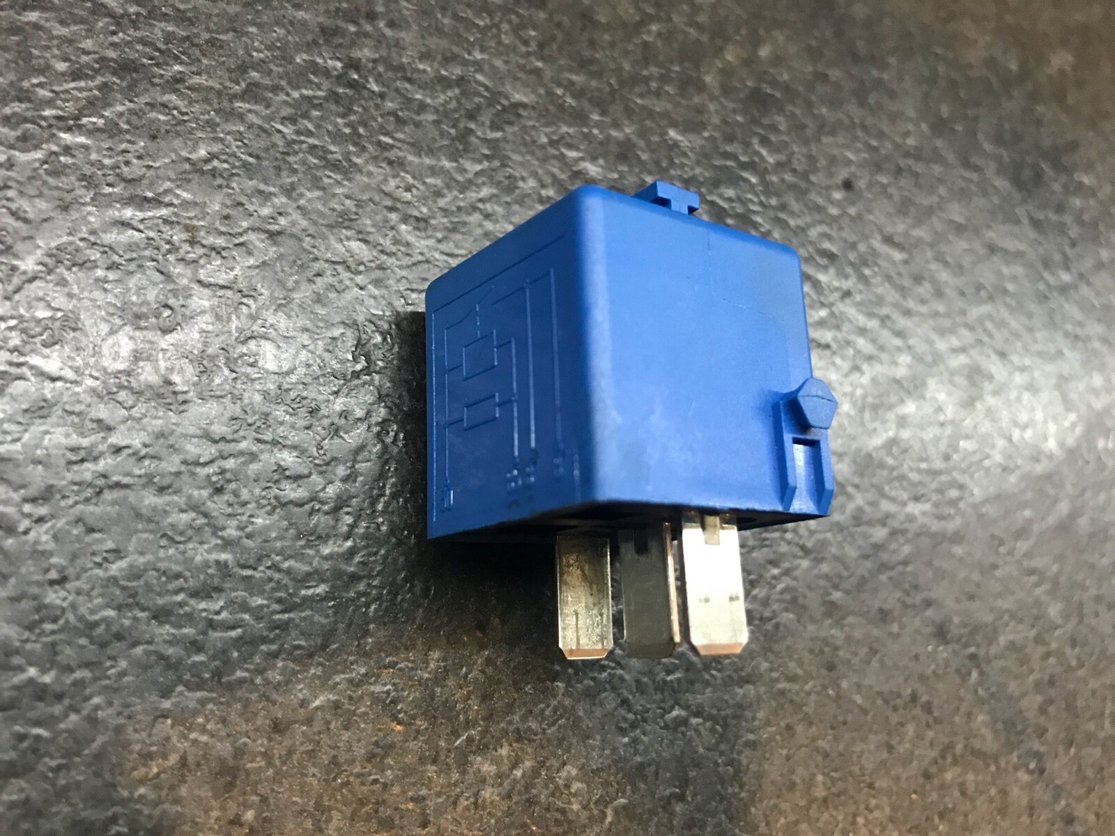 BMW 1 3 4 5 6 7 Series Z3 Z4 Z8 4-Pin Sky-Blue Relay 61366915327 ...