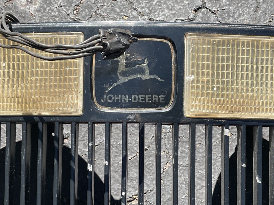 OEM JOHN DEERE GRILLE M110378 LX172 LX176 LX178 LX188 LX186 GT275 GT262 ...