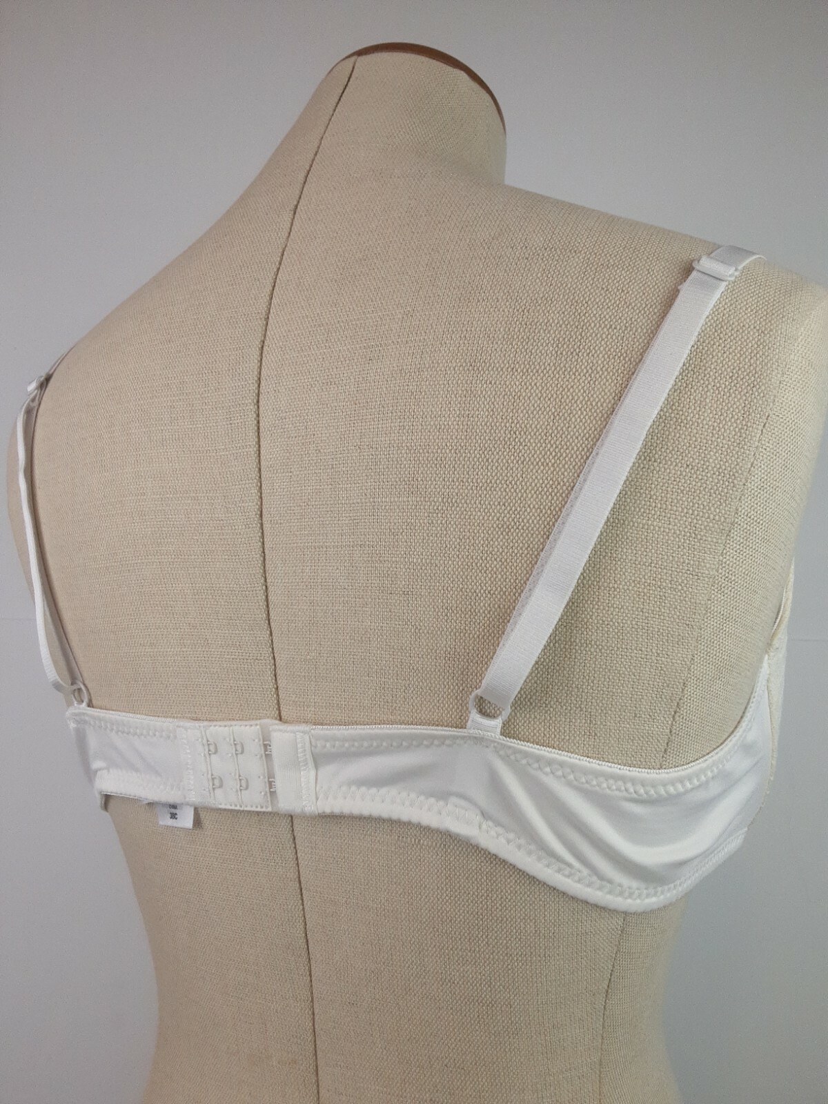 Kmart/Sears RN 42000 White Underwire Padded Push-Up Bra Size 38 C (28 ...