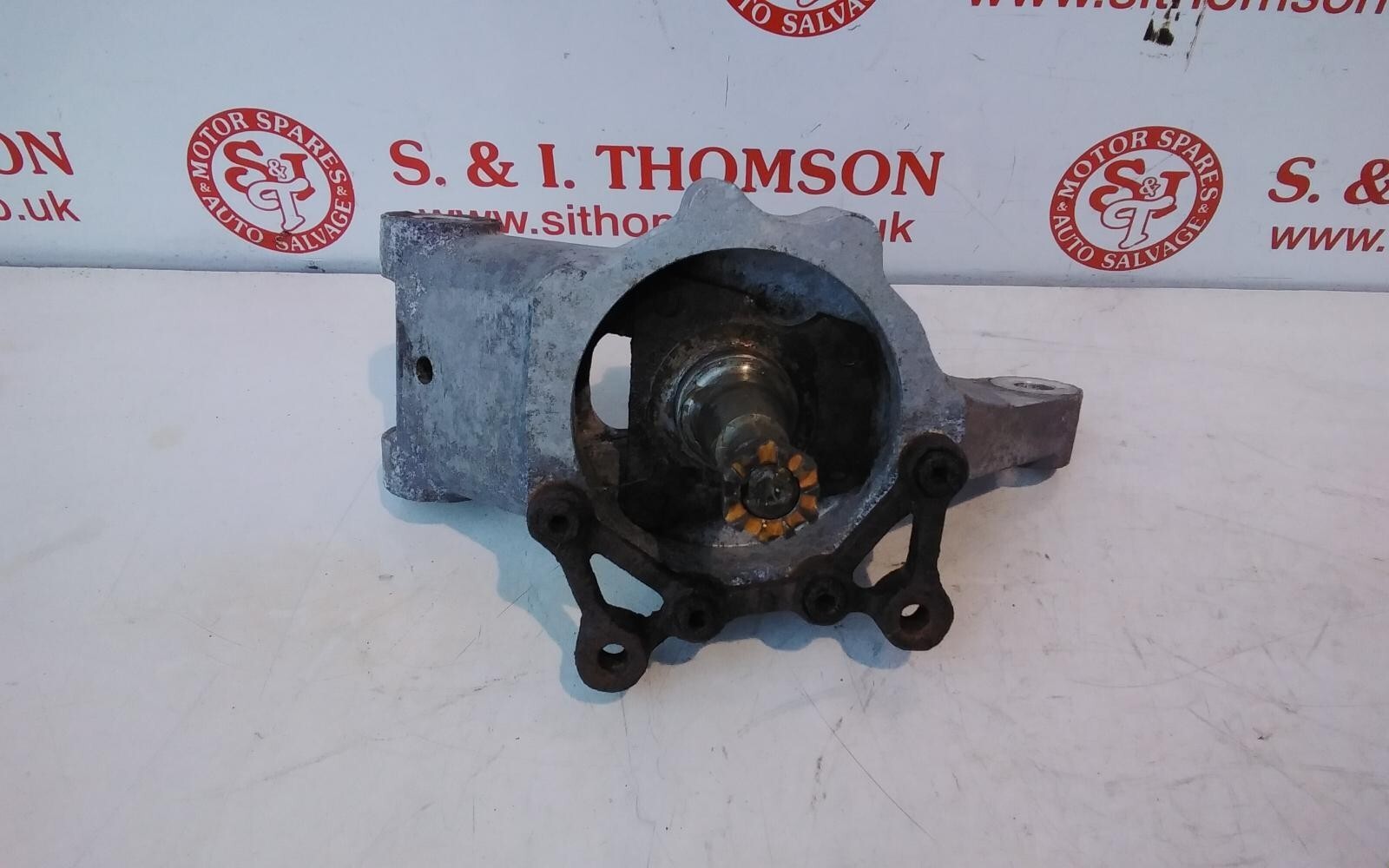 LOTUS ELAN M100 SE RIGHT HAND REAR HUB UPRIGHT WITH CALIPER MOUNT | eBay UK