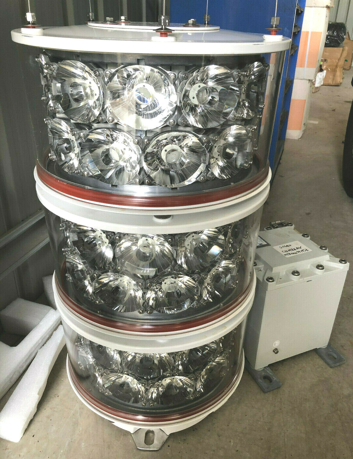 ORGA L410-W-15F Ex LED Main & Secondary Marine Light (15 & 10 NM ...