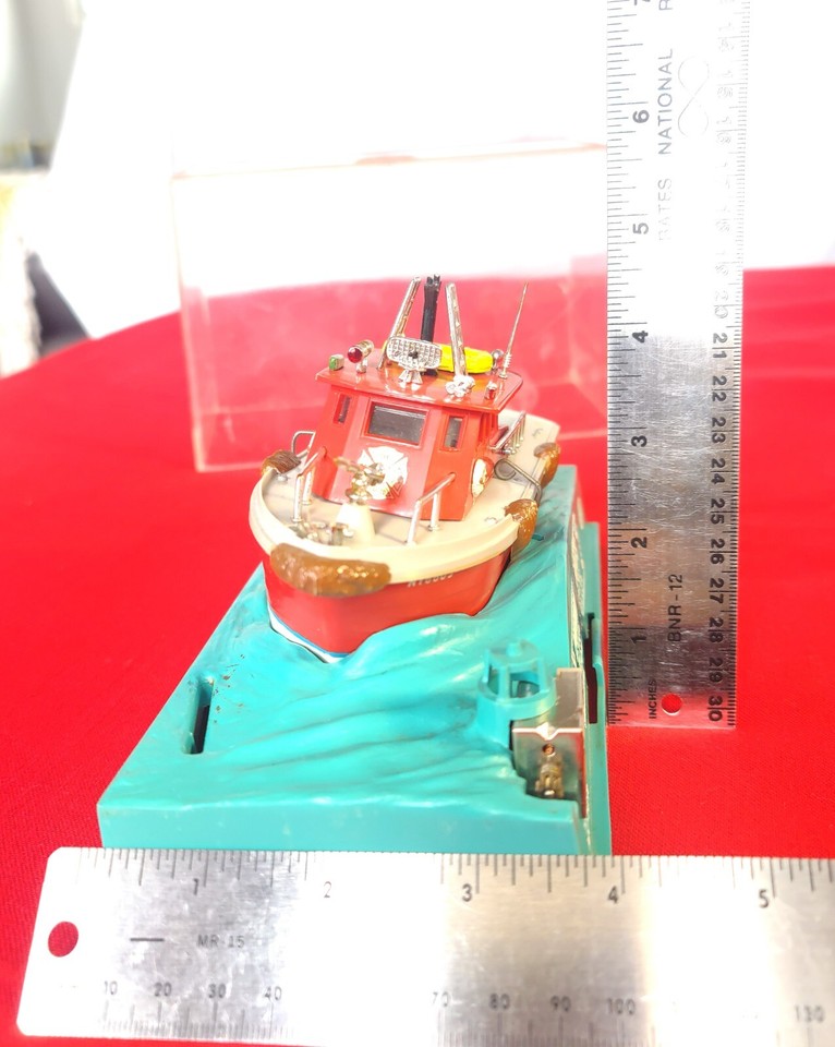 FIRE BOAT-HOBBY TOY "MIGHTY BLAZE" 1967 WORKS 100%- IDE AL MOTORIFIC ...