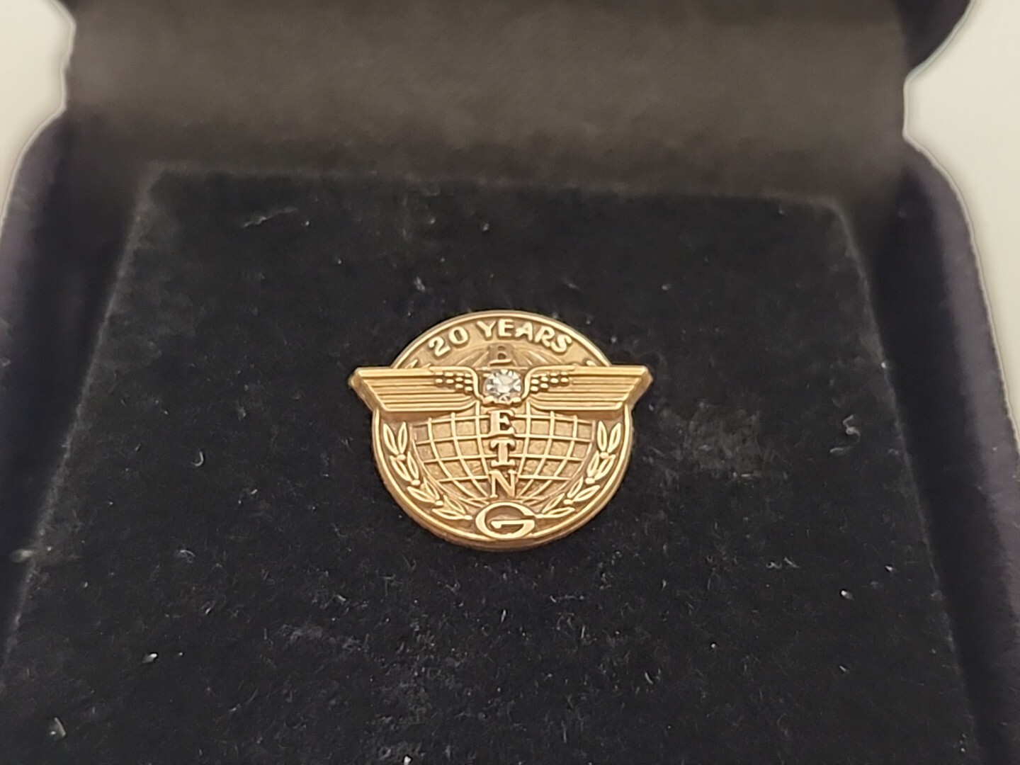 VINTAGE 1/10 10K GOLD FILLED 1 DIAMOND BOEING 20 YEAR SERVICE PIN | eBay