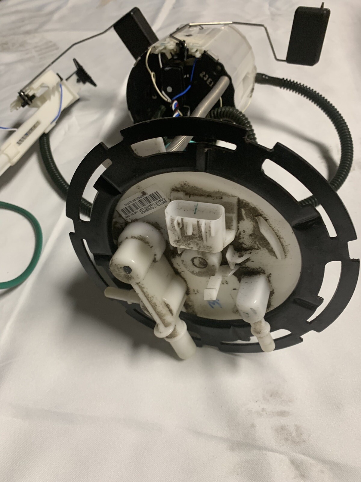 2010-2017 Chevrolet Equinox Fuel Pump Assembly 13506690 OEM And ...