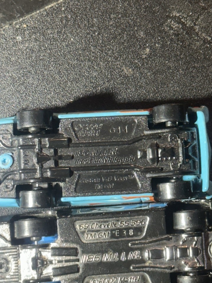 Y2K Hot Wheels 1969 Chevy Chevelle SS 396 Black Blue Flame 1:64 Diecast ...