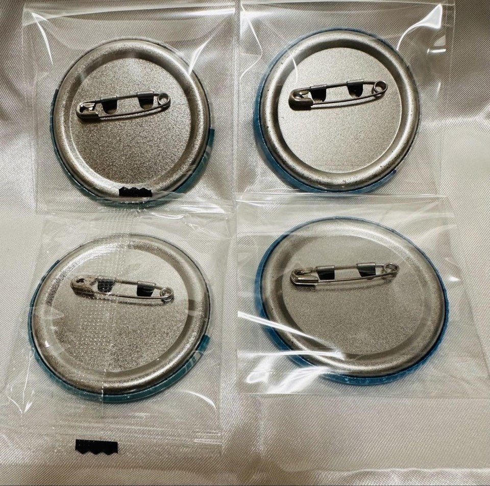 Re:Zero Rem Can Badge Set 4 Pieces, Small Marks, Collectible Pin Badge ...