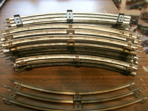 24 SECTIONS OF 027 LIONEL CURVE TRACK. | eBay