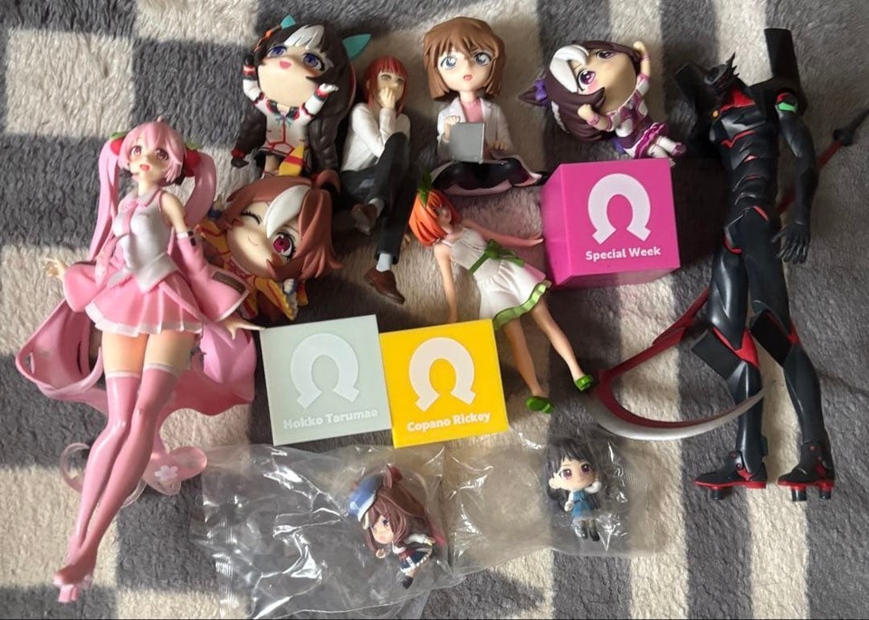 Large Collection of 52 Beautiful Girl Figures Anime Collectible Toys ...