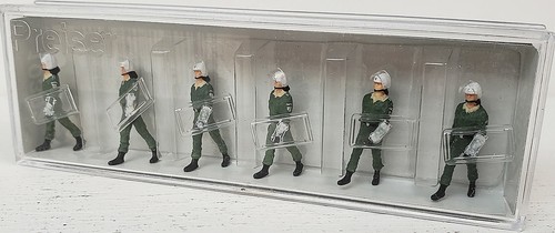 PREISER NEW #10392 HO 1/87 Set of 6 Riot Patrol Police Officers with ...