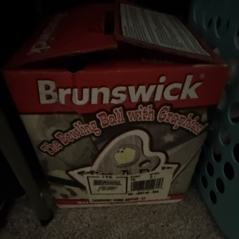 Brunswick Earnhardt Comm. NASCAR LE 14 lb Ten-Pin Bowling Ball with ...