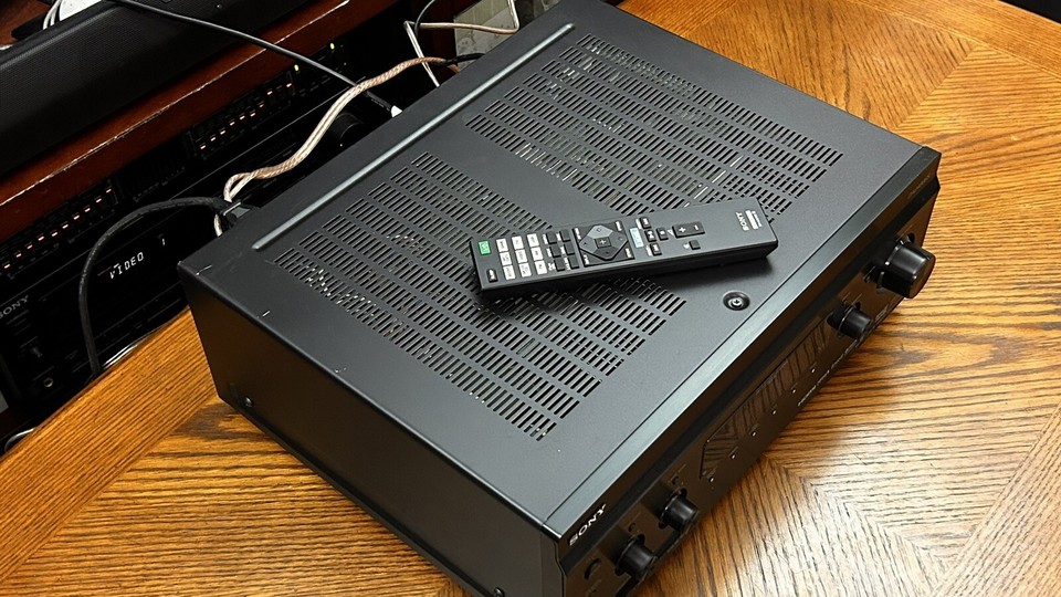 Sony STR-DA2400ES HDMI Home Theater 7.1 Channel 700 Watt Audio / Video ...