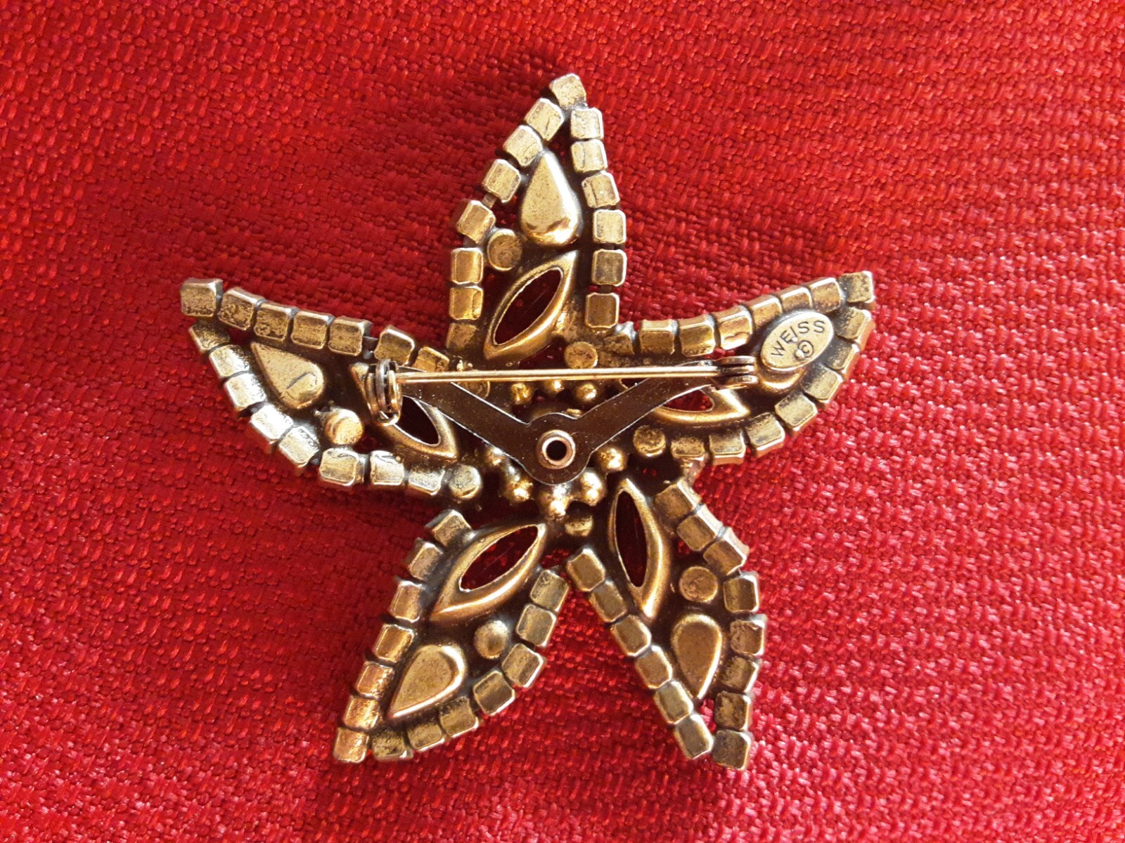 Weiss Rhinestone Starfish Broach. Vintage. Marked. - Gem