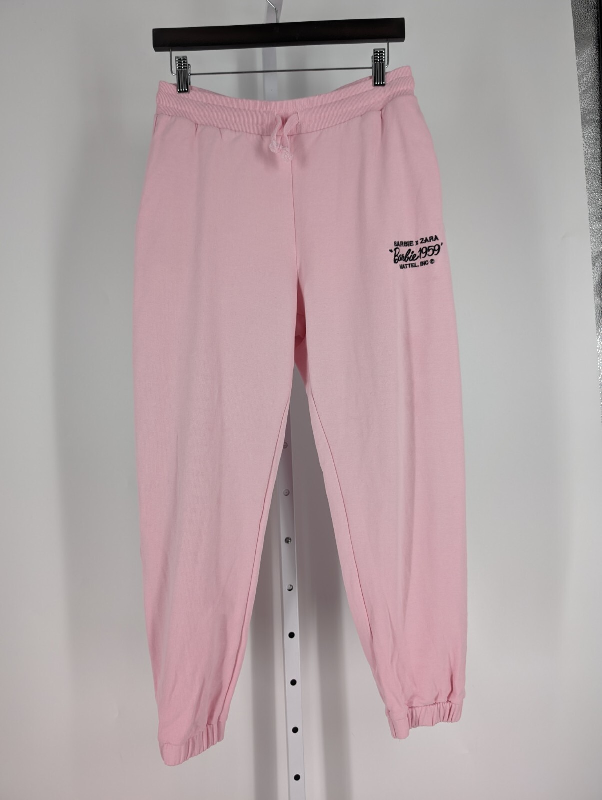 Barbie x Zara '1959' Mattel Inc Pink Sweatpants Jogge… - Gem