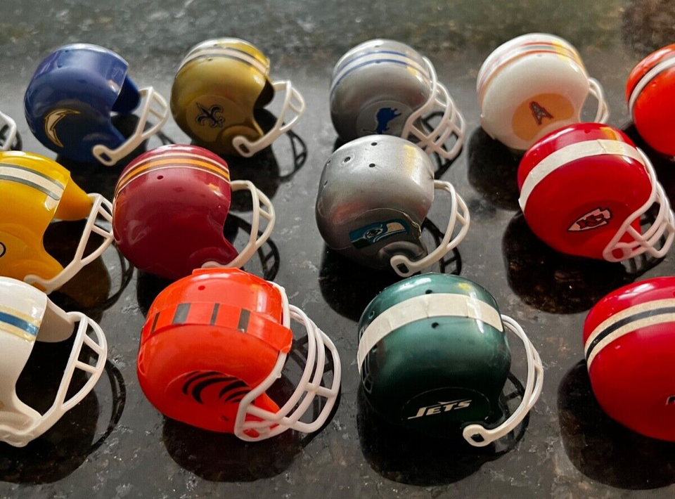Miniature Gumball NFL Football Helmets, 21 teams plus extras | eBay