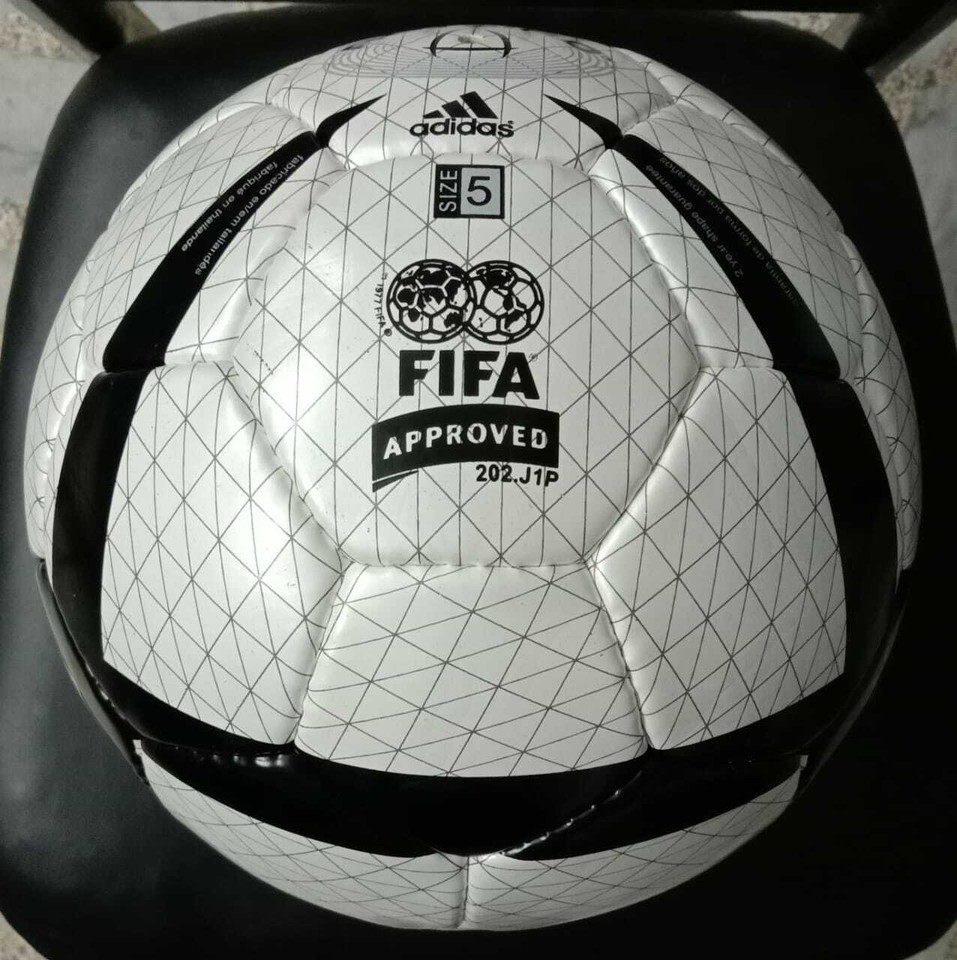 *Rare* Adidas White Roteiro 2004 | OMB | UEFA Euro 2004 l Portugal | eBay