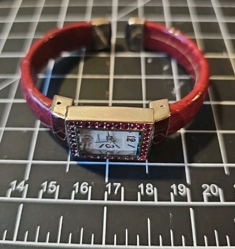 2005 Avon January Red Garnet Birthstones W/Leather Hindge Cuff Ladies ...