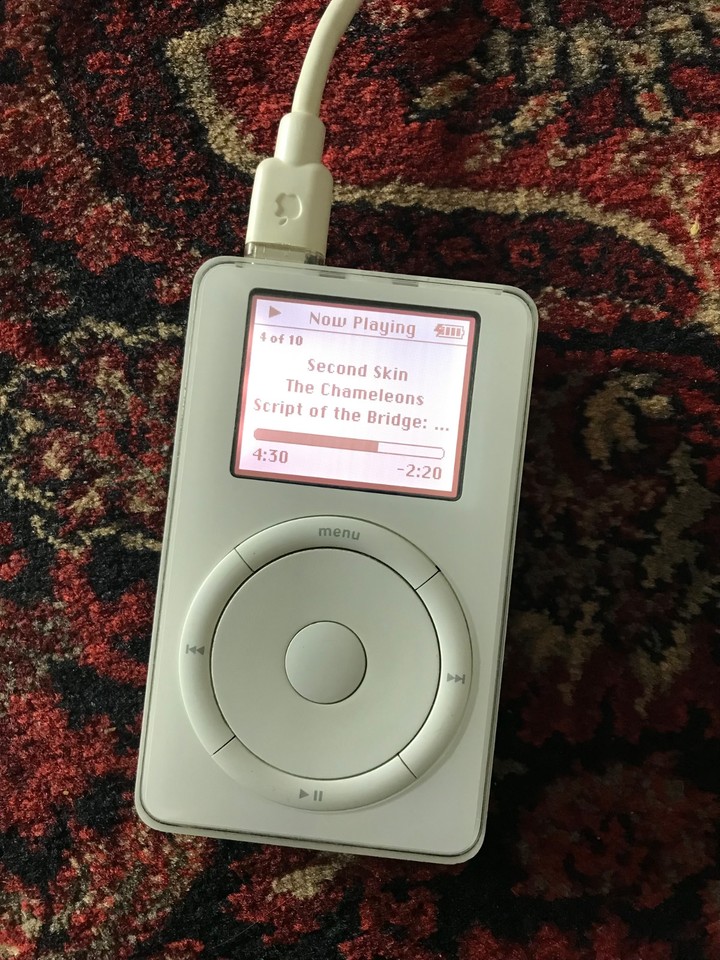 Ipod Classic 1st Generation 5gb with box firewire cable charging brick ...
