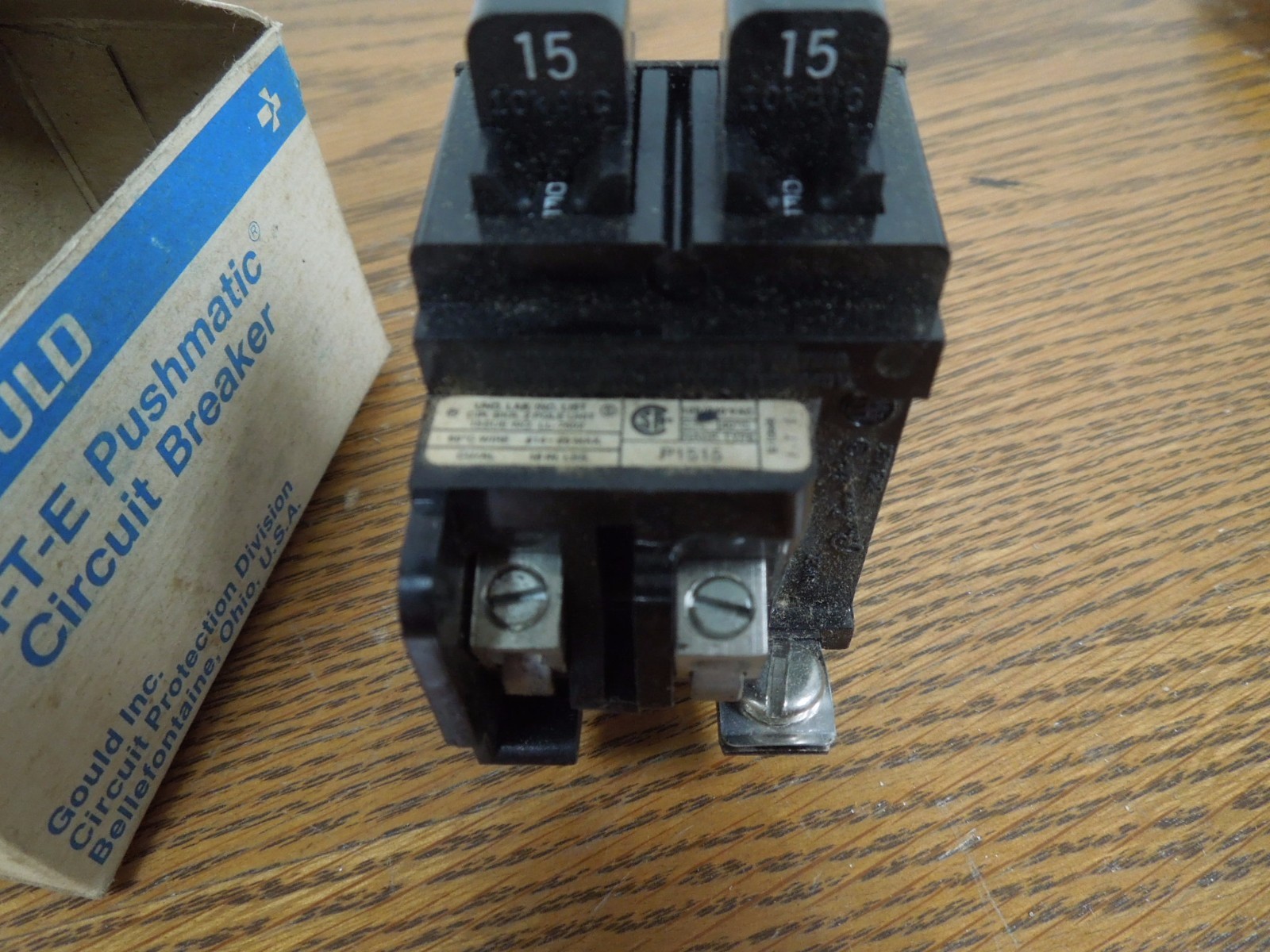 ITE Pushmatic P1515 Duplex two 15 Amp 1 pole Cicuit Breaker 120/240V ...