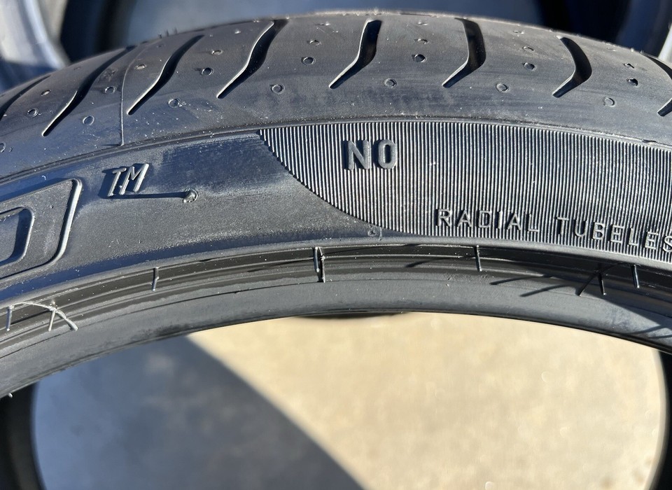 Set of TWO BRAND NEW 245/35ZR20 (91Y) Pirelli P Zero N0 NO Porsche ...