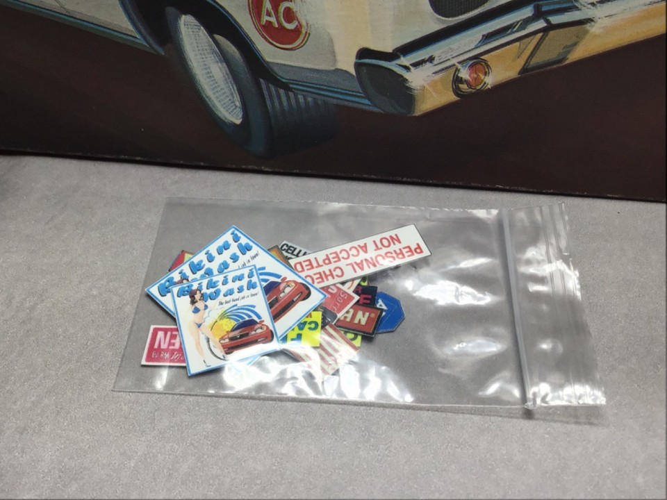 20 PRE-CUT GARAGE DIORAMA SIGNS FOR 1:24 1:25 SCALE MODELS CARS TRUCKS ...