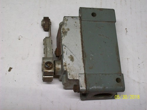 WESTINGHOUSE 1776706 LIMIT SWITCH TYPE PLS with ROLLER | eBay