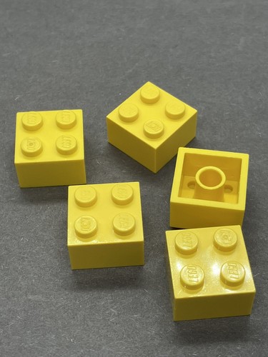 LEGO 2x2 Brick Part 3003 - (5pcs) Yellow Vintage | eBay
