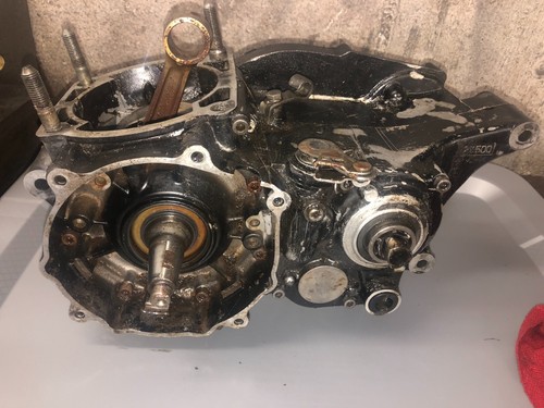 79 yamaha yz-400 engine lower end crank cases, 2X5-15111-00-00 | eBay