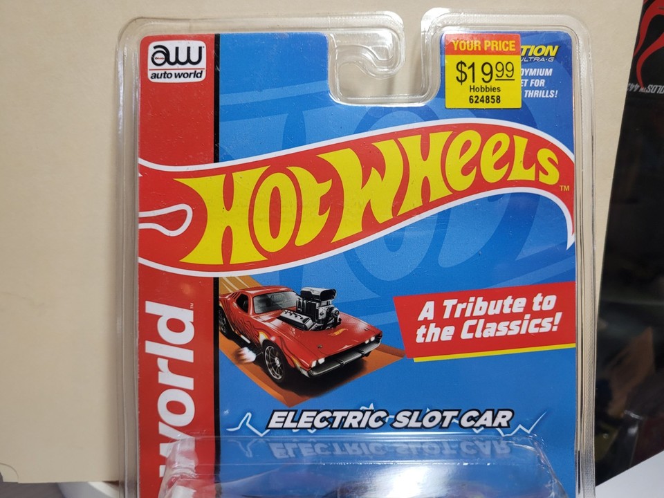 AUTO WORLD Hot Wheels '69 Chevy Camaro SS, AW Xtraction Ultra-G HO Slot ...