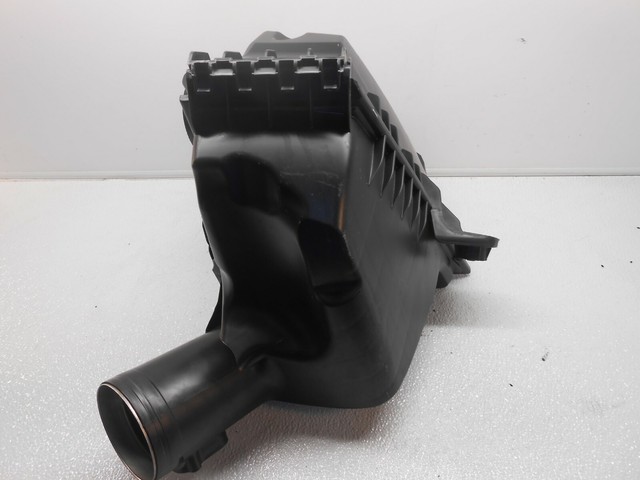 2014 BMW 528I F10 2.0L SUV. Air Cleaner Filter Box OEM 13717612014 ...