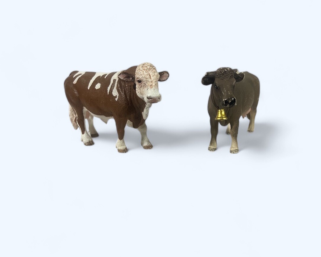 Schleich Cow Lot Braunvieh cow model plastic toy figure Swiss Brown ...