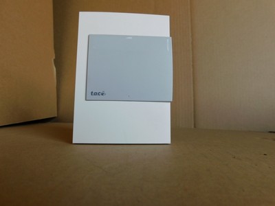 TAC XENTA Room Temperature Sensor -- 0-046-0300-0 : 2 -- STR200 | eBay