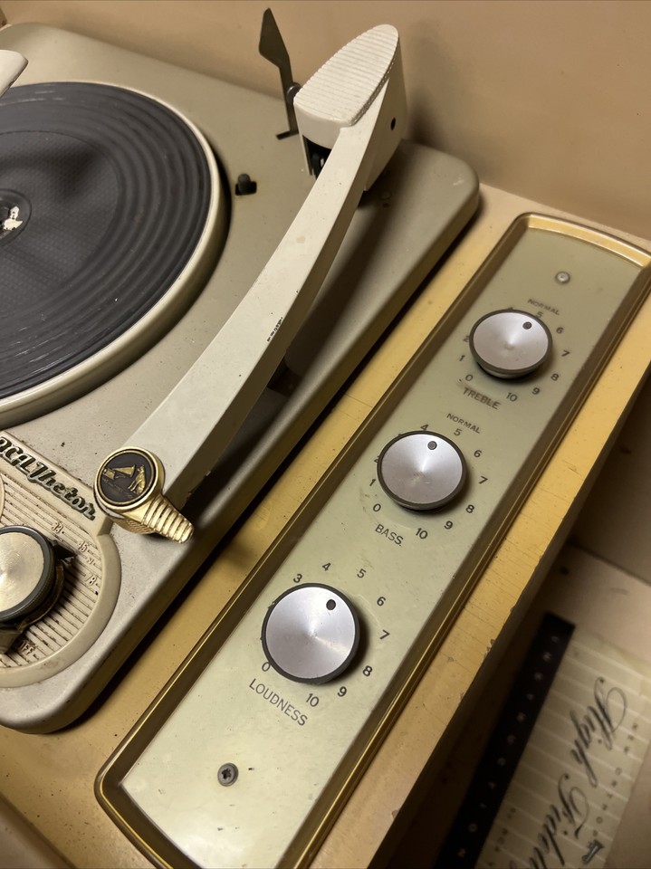 1950s Mid Century Modern Blonde RCA VICTOR Record Player 7-HF-4 ...
